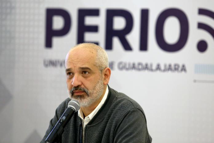 Periodismo no solo debe contar, sino explicar, revelar y ser útil ...