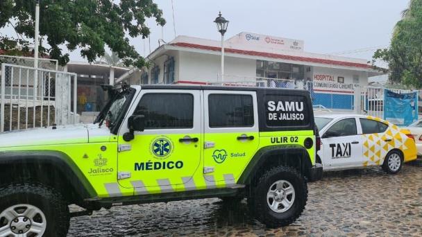 Agua encharcada por las lluvias moviliza brigadas de salud