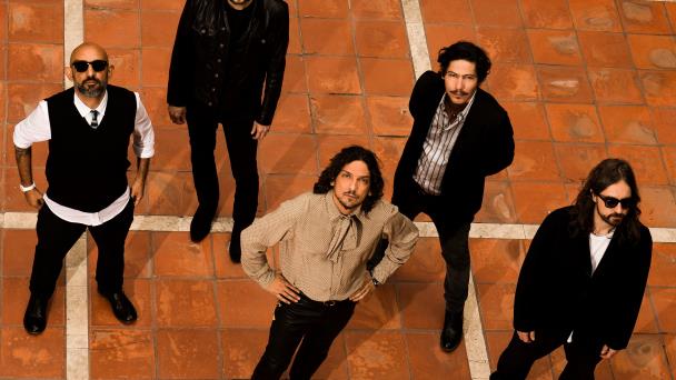 Zoé presenta su nuevo disco y sueña con conciertos en vivo