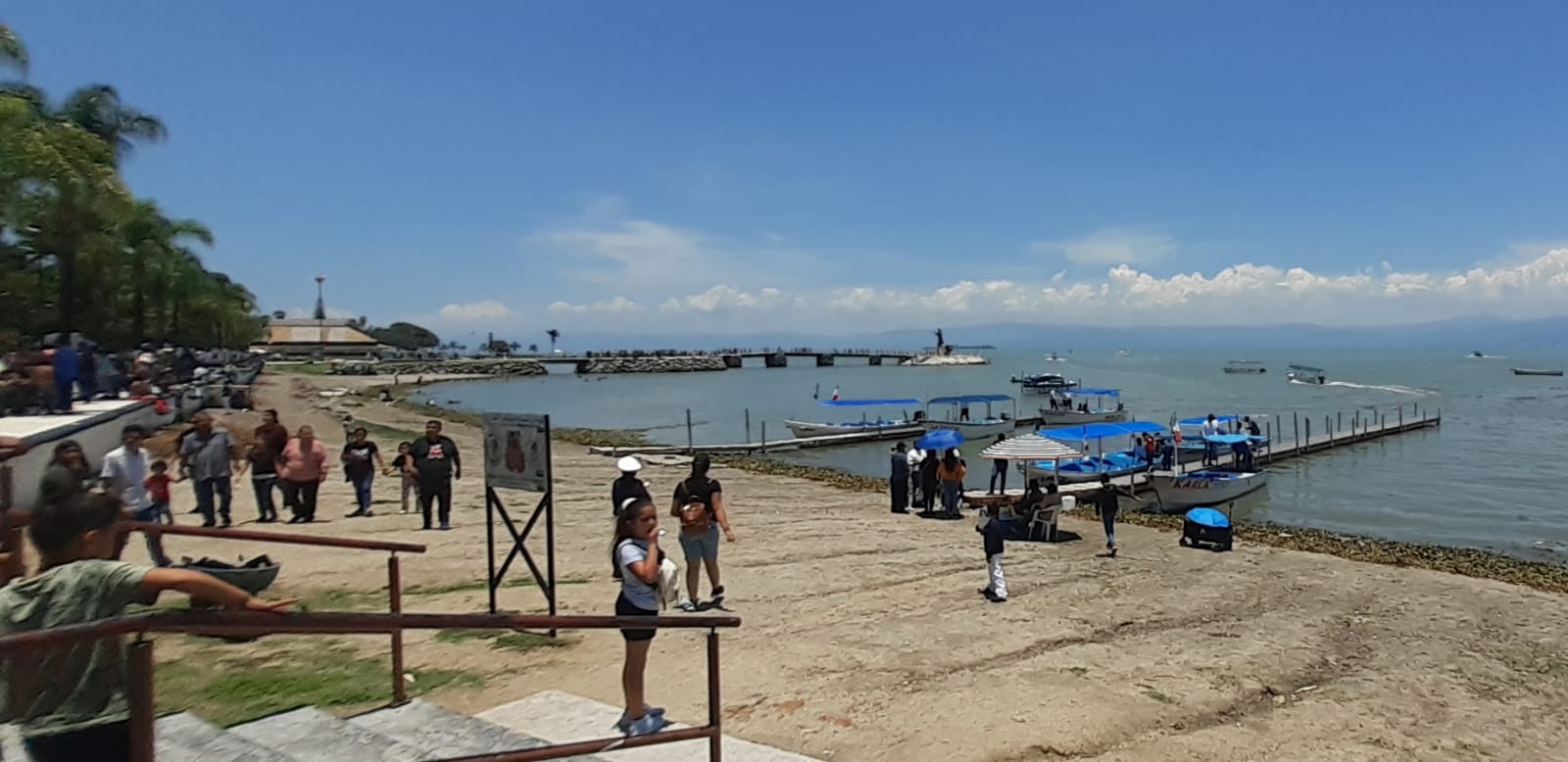 Con las lluvias, el lago de Chapala ya elevó un metro su nivel y ...