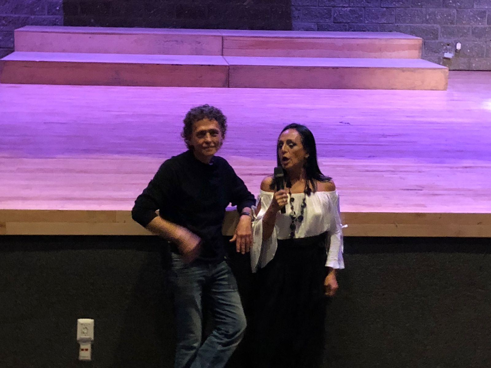 El actor Carlos Oroná recibe homenaje de la comunidad teatral de ...