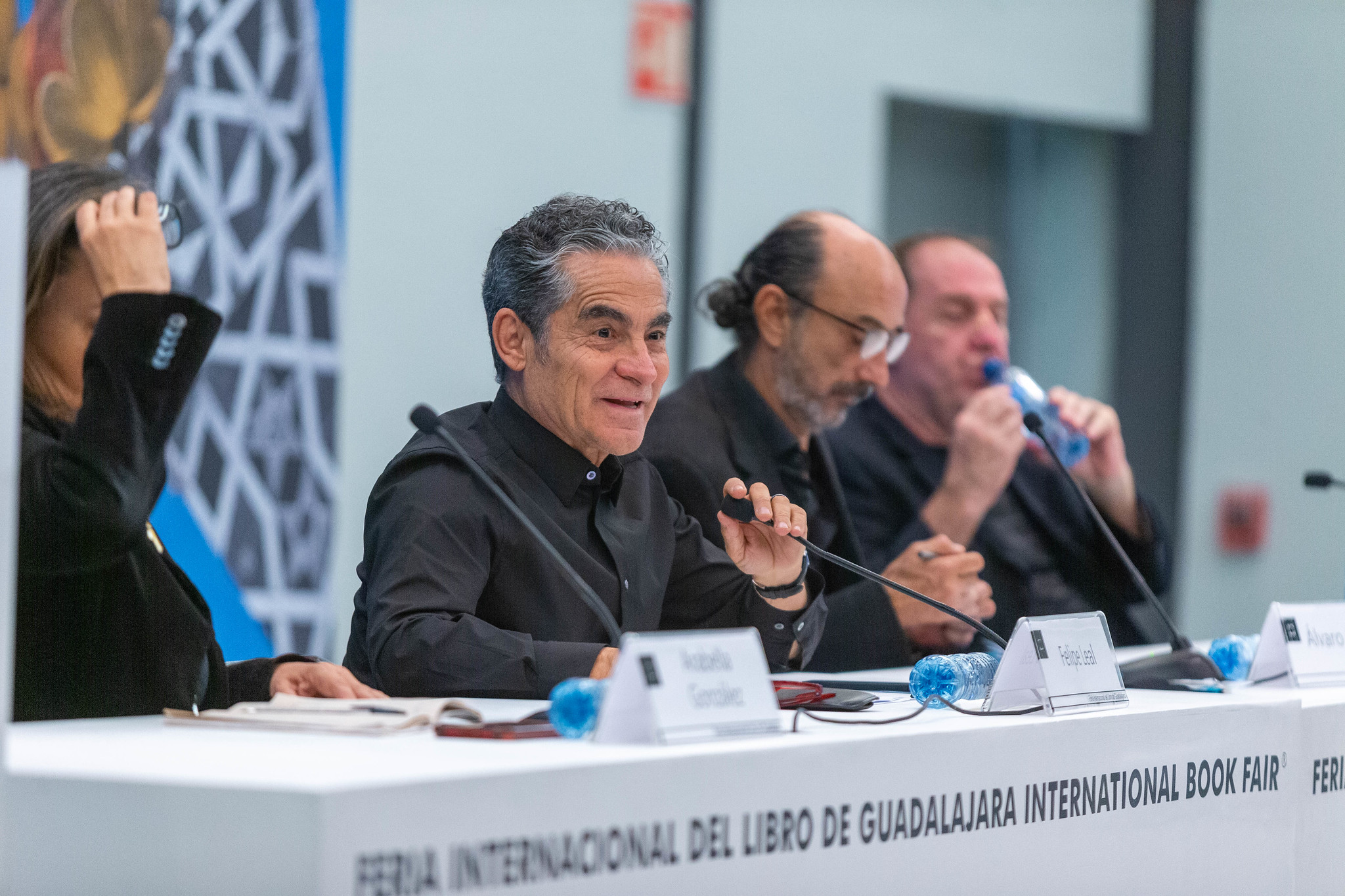 Rinden homenaje póstumo al arquitecto, escultor y genio, Fernando ...