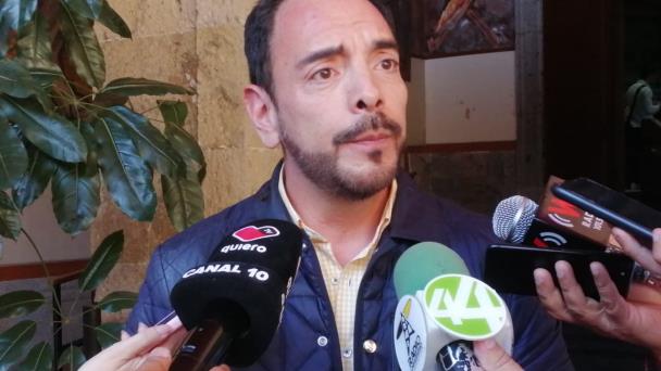 Equipo de abogados defenderá a trabajadores de base, en caso de que ...